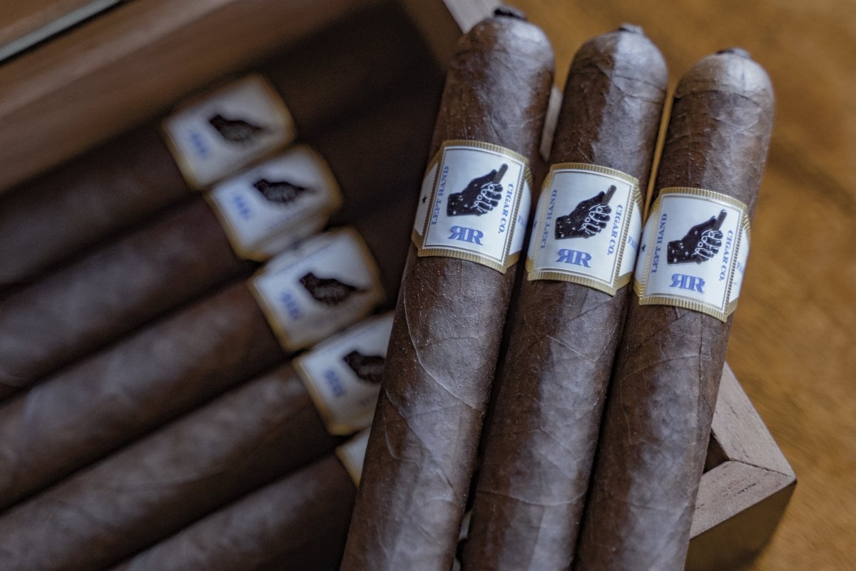 Left Hand Cigar Co. – Rare Cigars